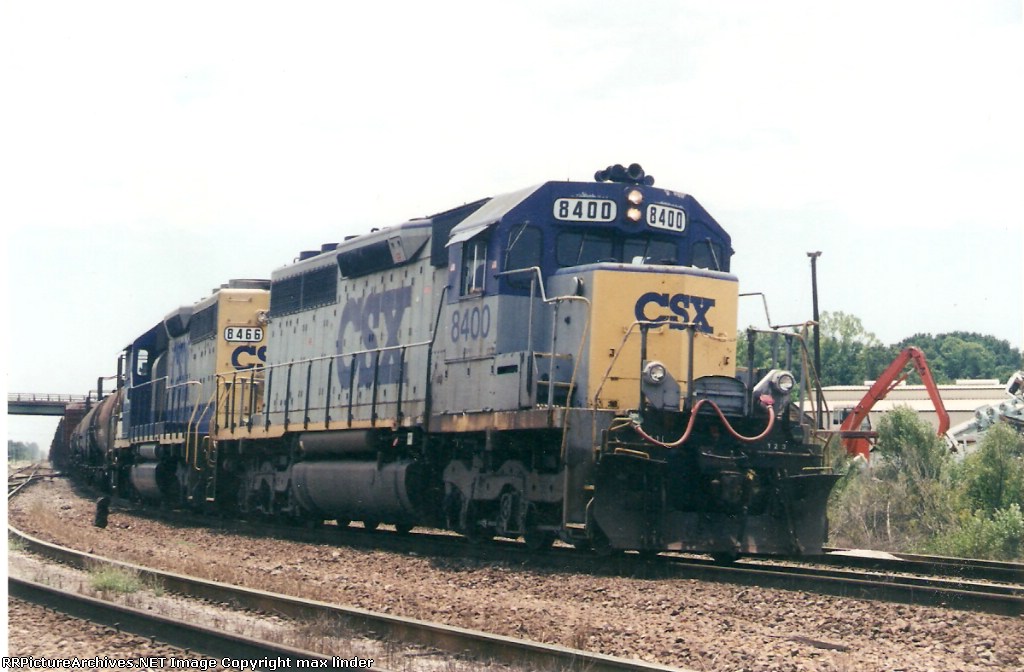 CSX 8400